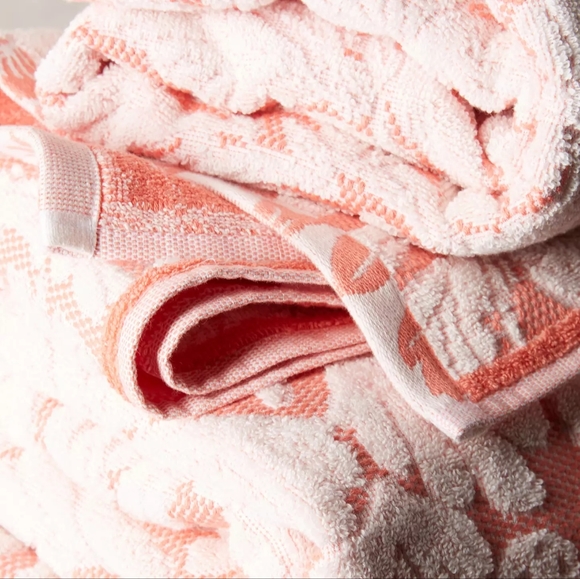 Anthropologie | Bath | Htf Anthropologie Mae Towel Collection Bath ...